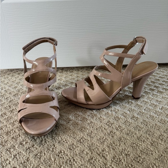 Naturalizer | Shoes | Naturalizer Mauve Nude Strappy Heels | Poshmark